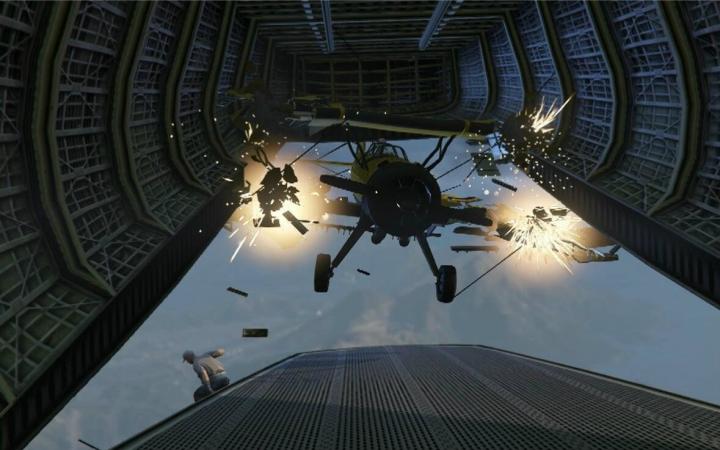 gta5飞艇跳伞截图