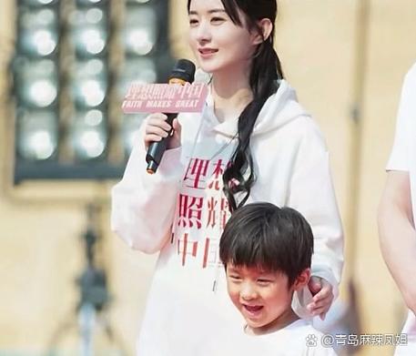 糖宝在妈妈肚子会是怎样的图标