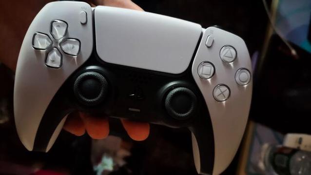 ps5手柄可以在电脑上玩吗图标