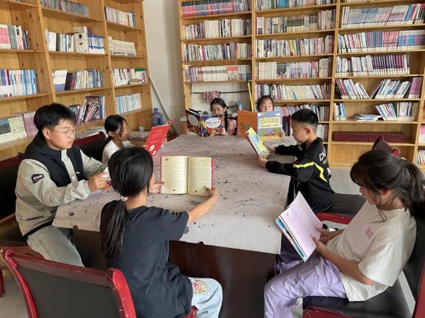 会读书的孩子在线观看图标