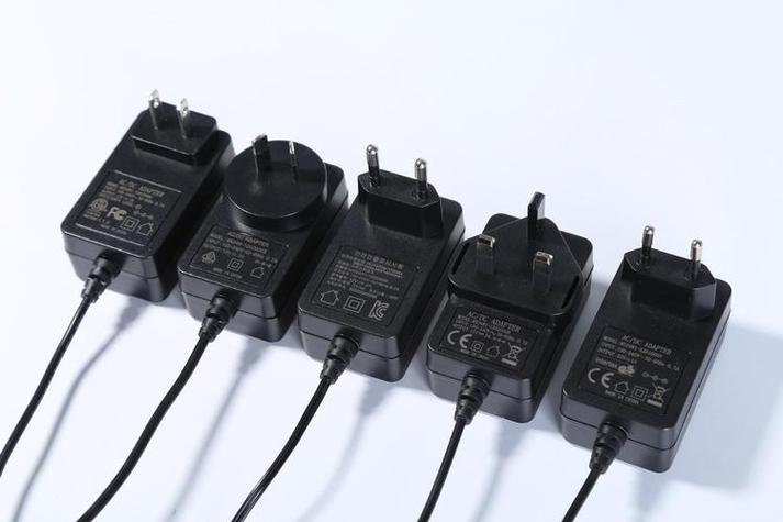 输出5v=3a/9v=2a/12v=1.5a图标