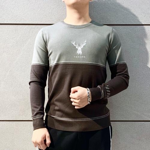 两个鹿头logo的衣服品牌图标