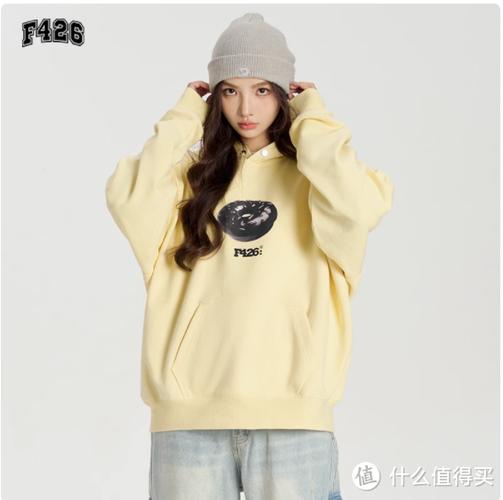连帽卫衣可以贴身穿吗