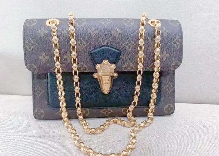 包包是重的好还是轻的好
