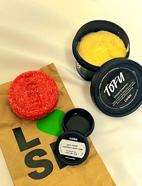 lush和柯泰尔哪个好截图
