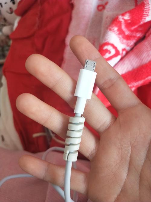 手机快充用普通充电线可以不截图