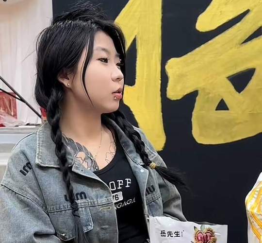 网红小乔个人资料图标