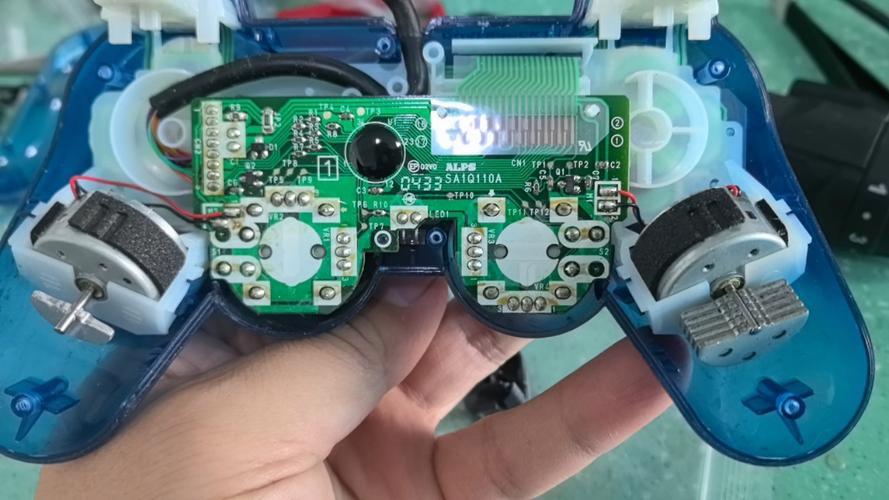 ps2手柄M杨原装拆解图