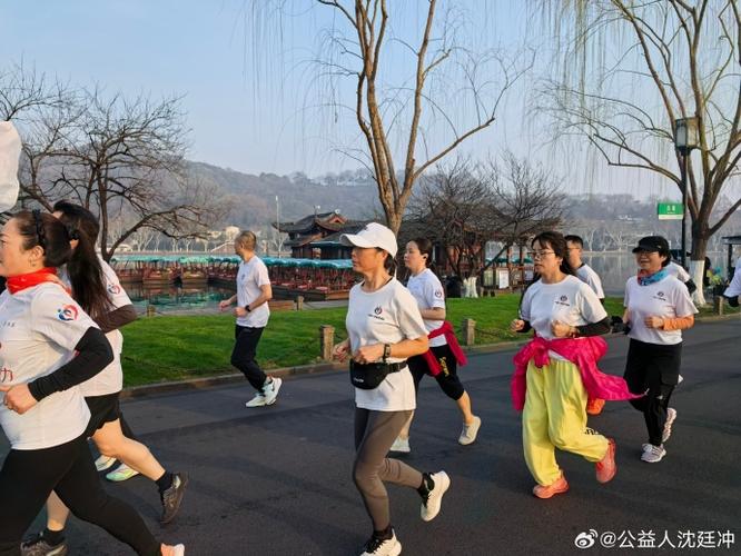 经常垫发热鞋垫好吗图标