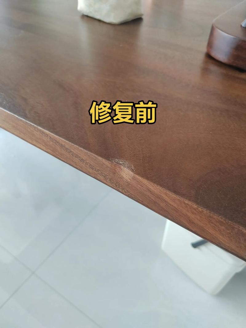 桌子掉漆修补工具图标