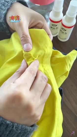 衣服沾到502胶水用什么洗图标