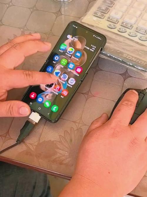 手机上模拟鼠标截图