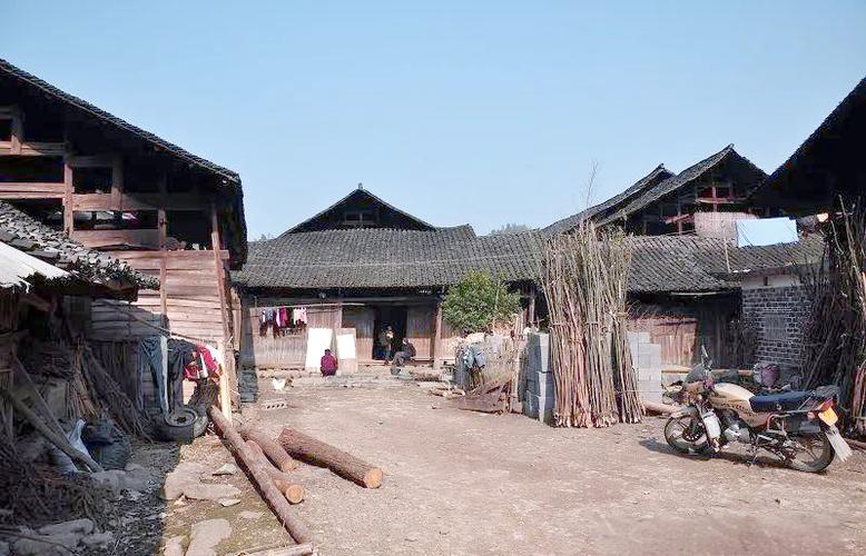 原地生成村庄的指令图标