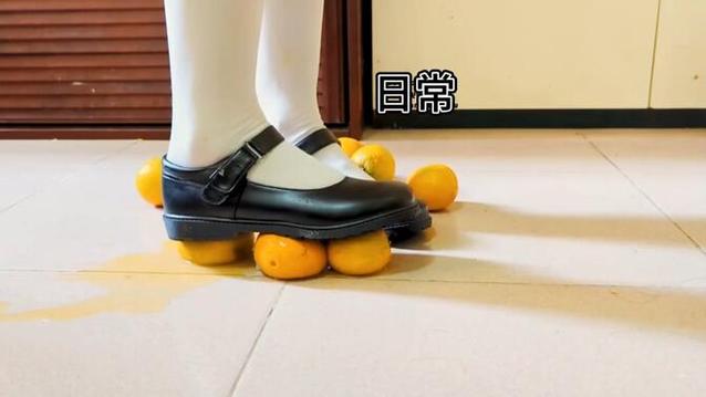 踩食物视频解压图标