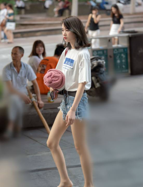 说女孩子是溜溜的是什么意思图标