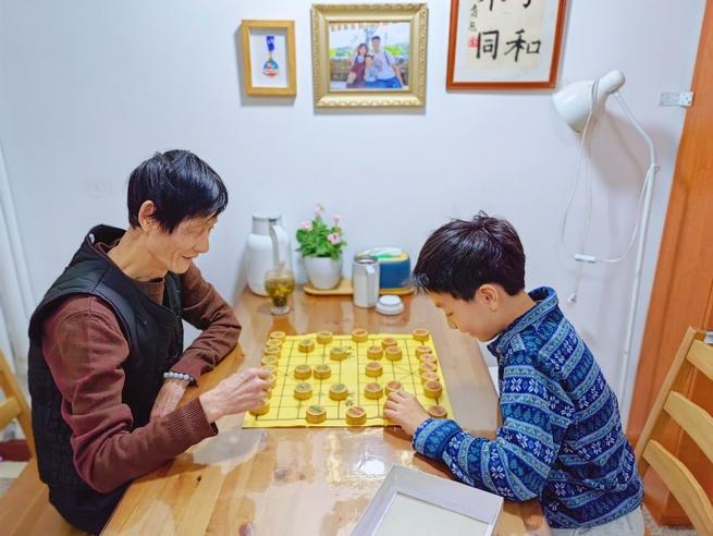 爷爷奶奶玩的游戏