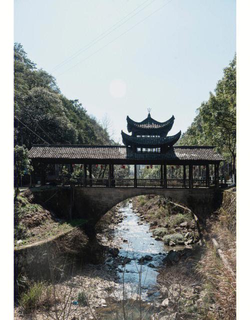 廊桥遗梦的廊桥还在吗图标