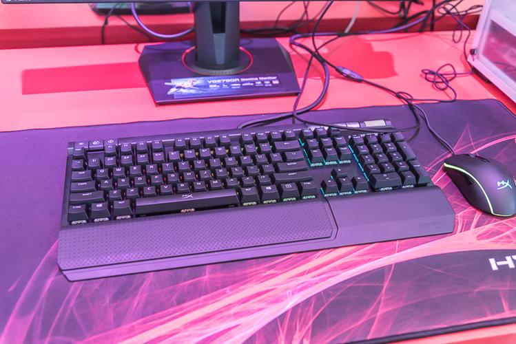 joy con手柄上的4个灯游戏截图