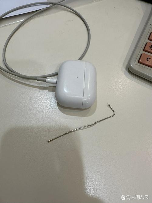 airpods长按没有白灯图标