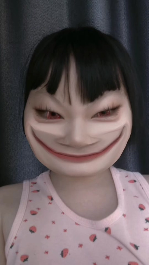 一笑就变恶魔的特效