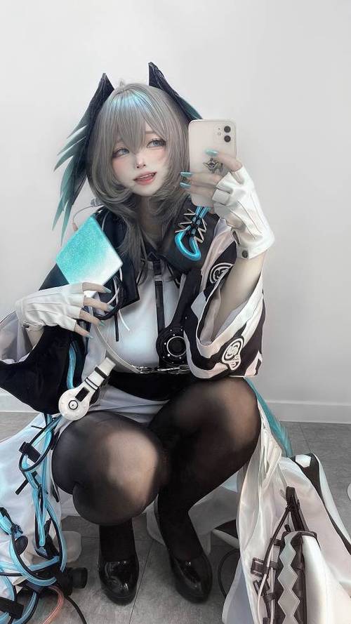 二次元COS服图标