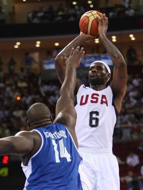nba篮球大师詹姆斯获得图标