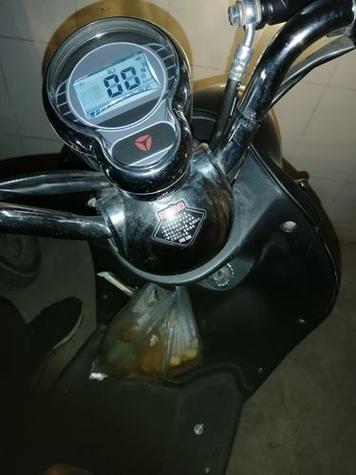 电瓶车钥匙拔掉电源还亮着图标