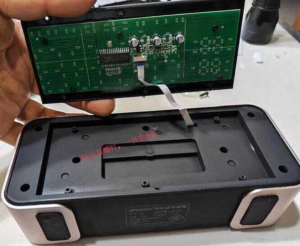 ifkoo蓝牙音箱怎么拆开维修视频截图