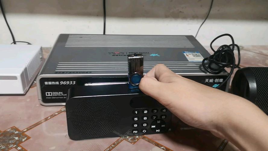 连接音响的音乐播放器图标