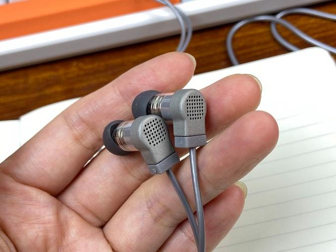 耳机2边声音不一样大截图