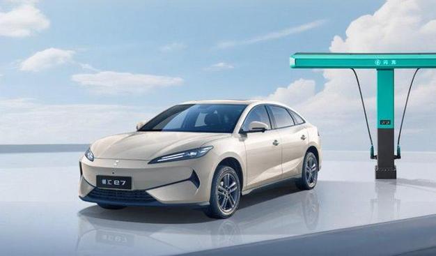 E7是什么车型图标