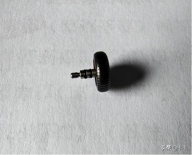 手表的按钮掉出来了图标