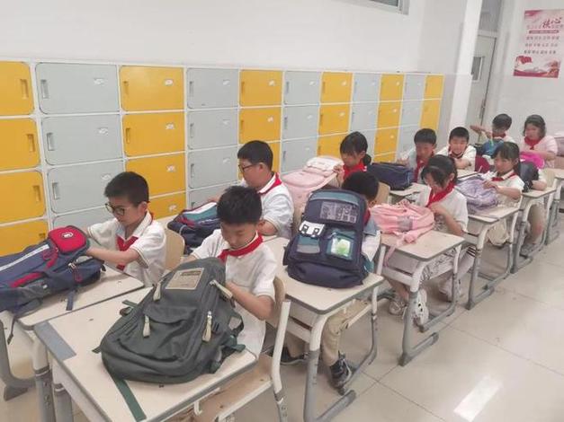 书桌安装视频的播放方式图标