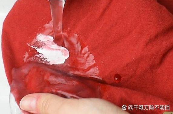 防盗门透明胶带痕迹怎么去掉截图