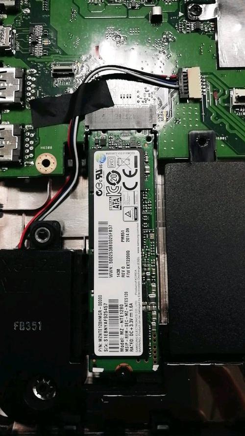 华硕安装固态硬盘教程图标