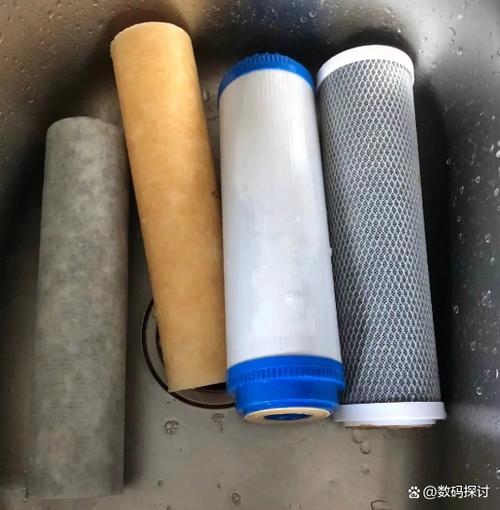 雅肯净水器更换滤芯视频缩略图