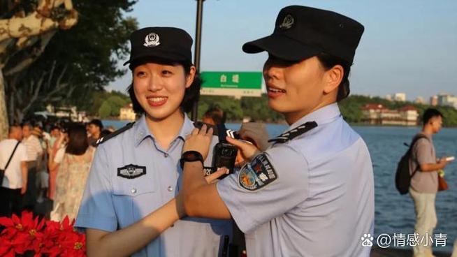捡到手机刷350元警察会管吗图标