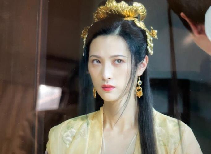 原著中裴南苇是谁老婆图标