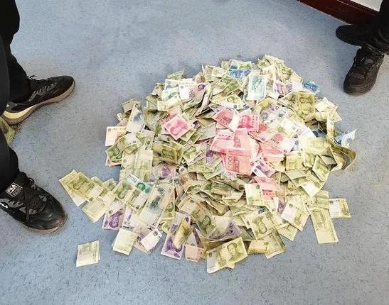 云闪付能看到银行卡余额吗图标