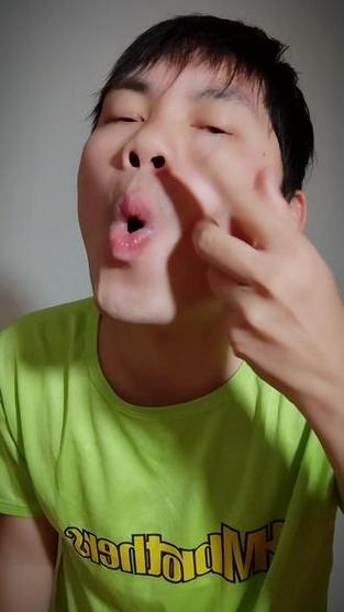 别人怎么用嘴巴打出节奏的截图
