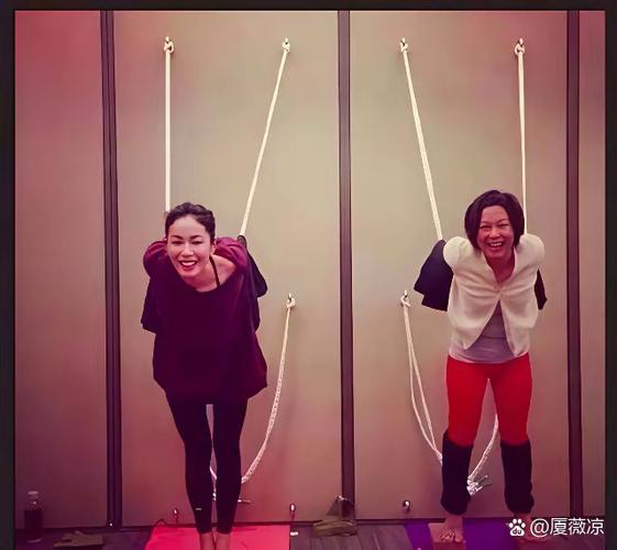 56岁练瑜伽好吗图标
