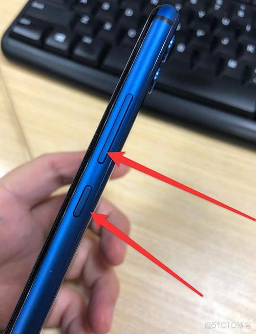 三指下滑截屏截图