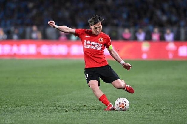 深圳新鹏城1-0胜辽宁铁人截图