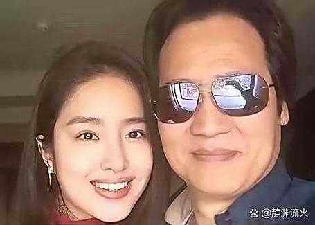 富二代和富三代哪个好图标