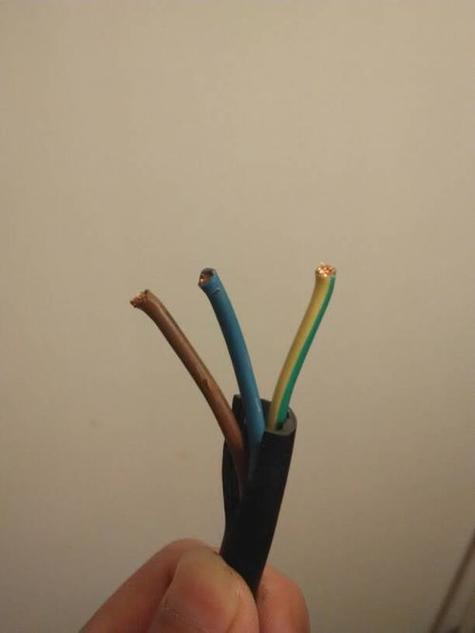 电线的三根线分别是什么线图标