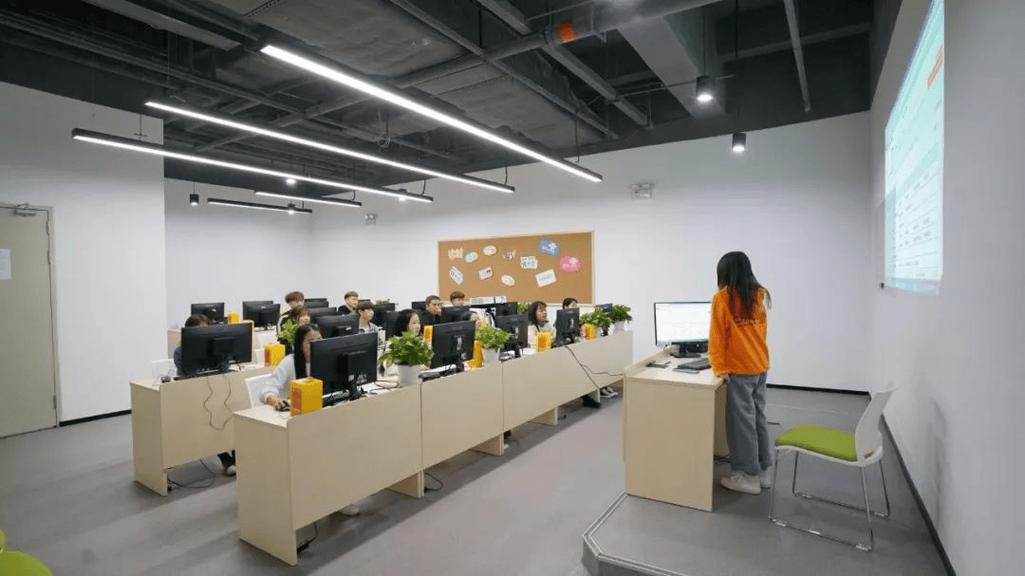陌陌客服在线咨询中心图标