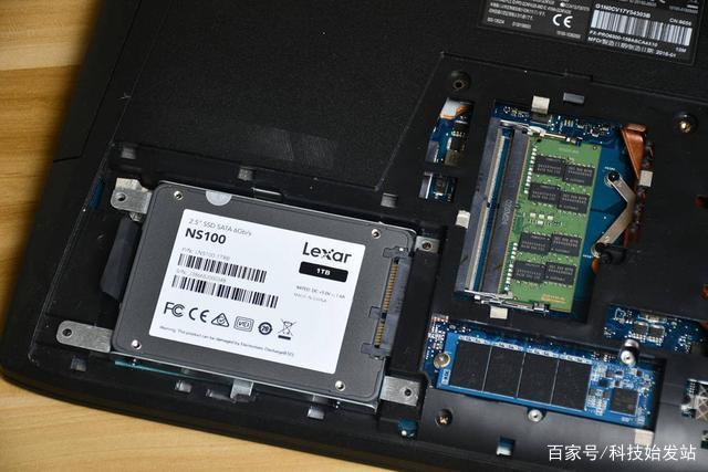固态硬盘装win10图标