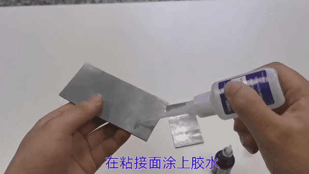 硅胶用什么胶水粘牢固图标