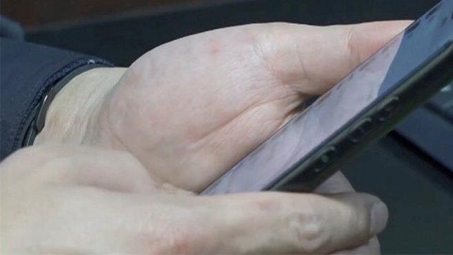 睡着后偷拿指纹解锁图标