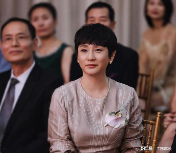 吃老婆软饭的悠闲生活最新章节更新图标